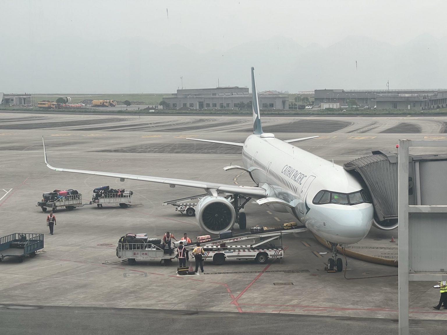 【香港 – 重慶】國泰航空 Cathay Pacific A321neo CX928 / CX929 飛行報告 – dittou