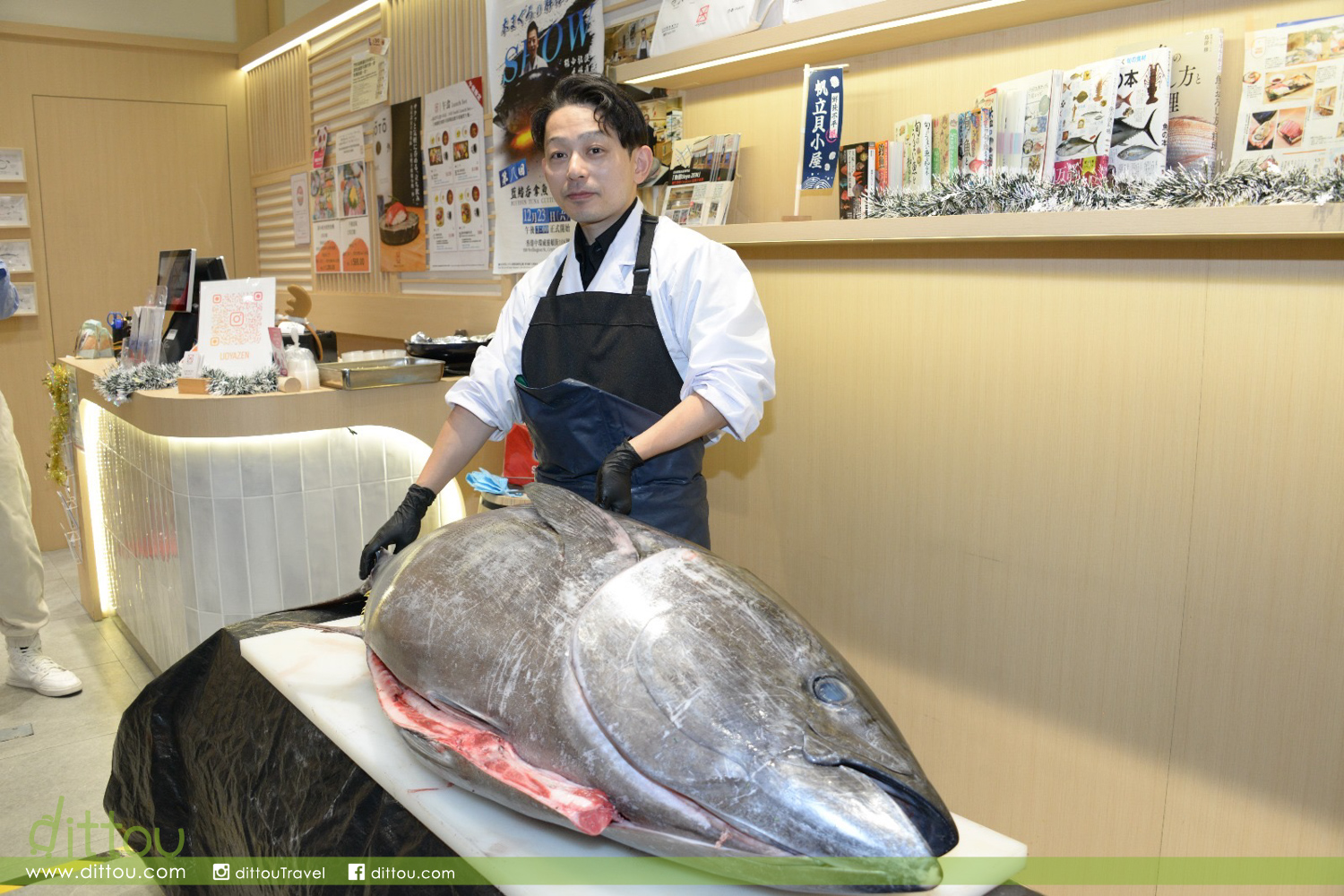 「魚屋Uoya ZEN」原條吞拿魚解體Show，拖羅部位大解密！ – dittou